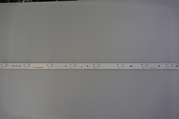 vizio tv solid white light